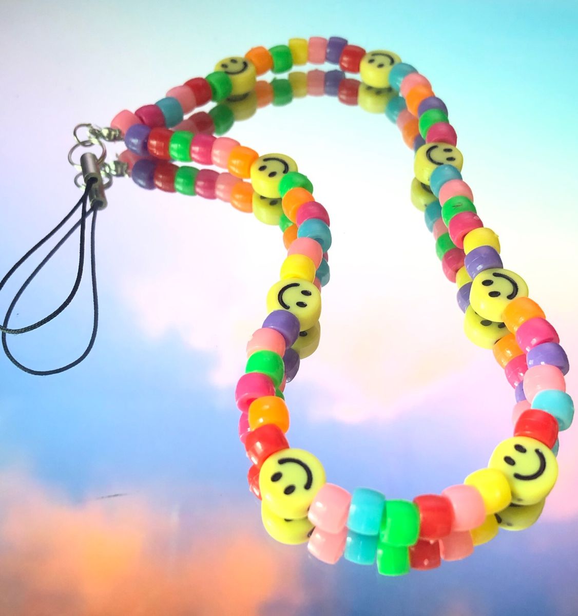 Strap Phone - Cordinha de Celular - Smile Miçangas | Capinha Caê Loja ... Strap Phone - Cordinha de Celular - Smile Miçangas | Capinha Caê Loja ...