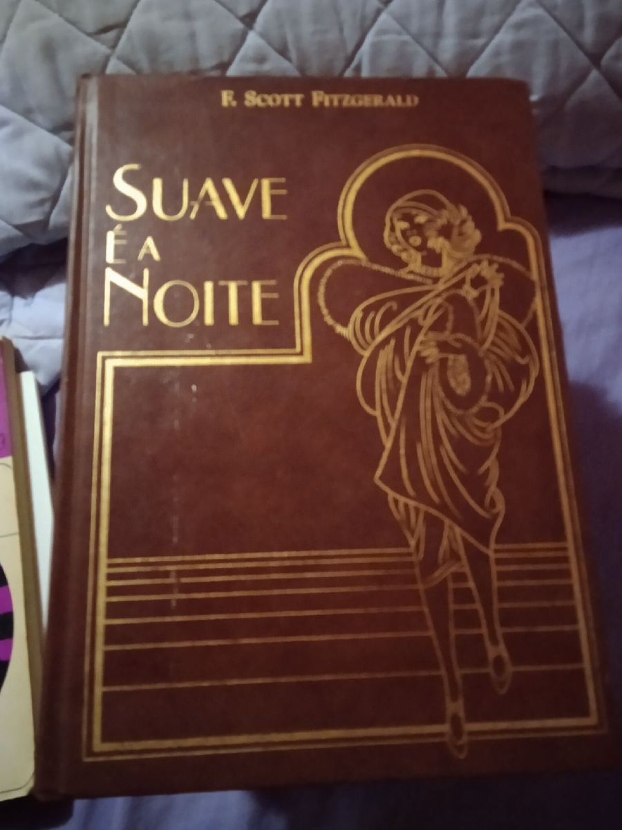 Suave É a Noite | Livro Nova Cultural Nunca Usado 81640074 | enjoei