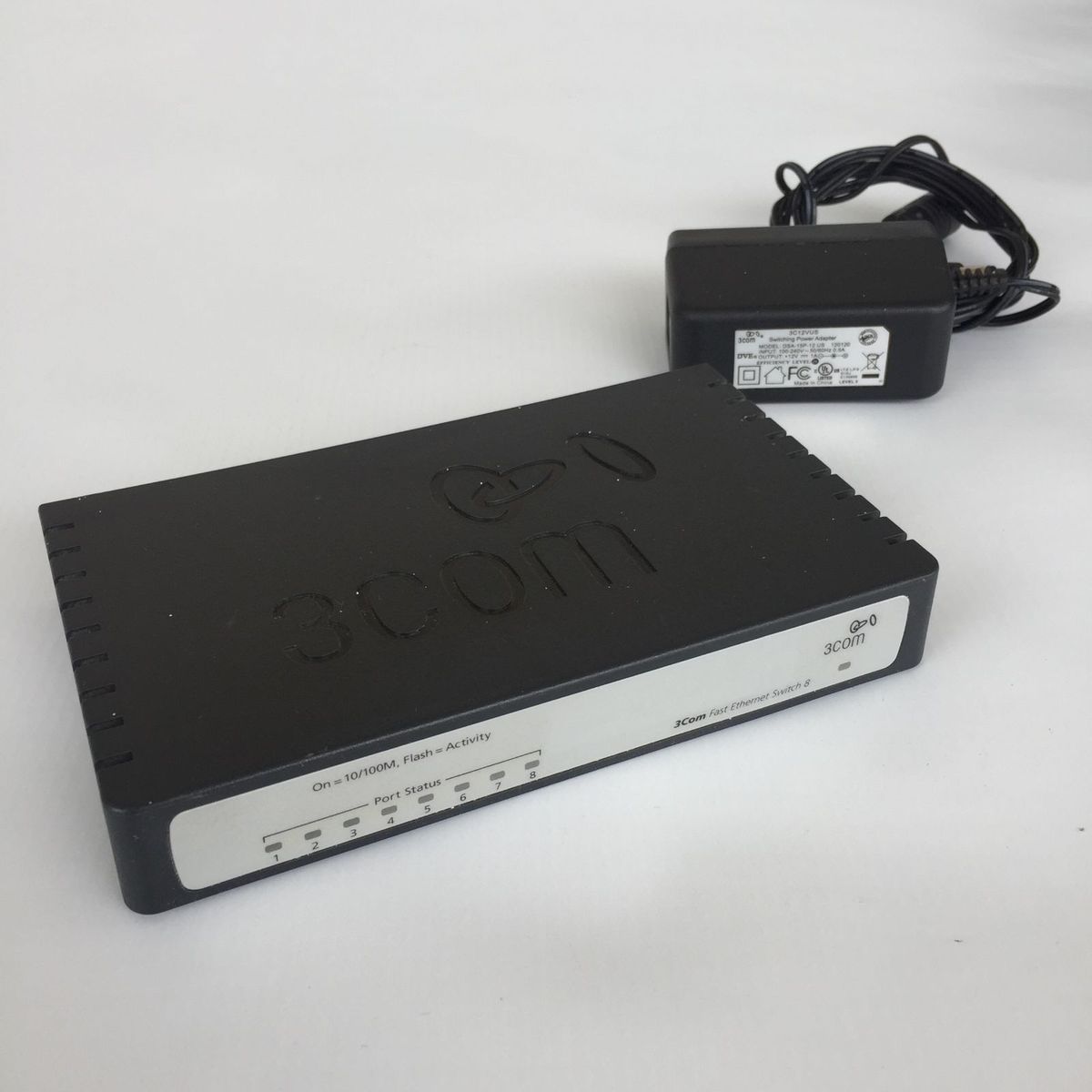 Switch 8 Portas Fast Ethernet 10/100 Mbps 3com 3c16708 | Item Info ...