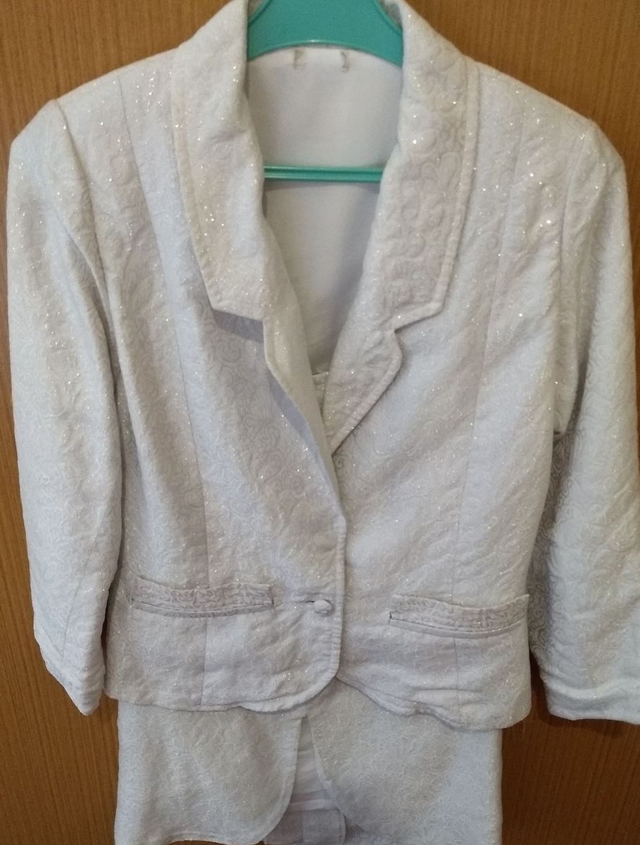 Taier Feminino Branco | Saia Feminina Usado 46258980 | enjoei