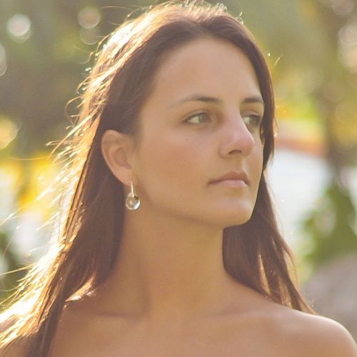 Tailah | Compre e Venda Novos & Usados | Enjoei