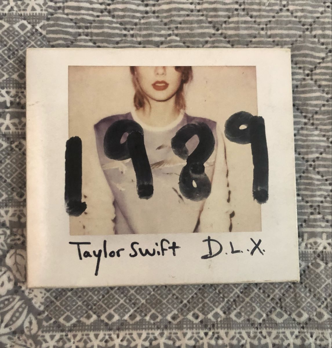 Taylor Swift 1989 Deluxe | Item de Música Taylor Swift Usado 78548330 ...