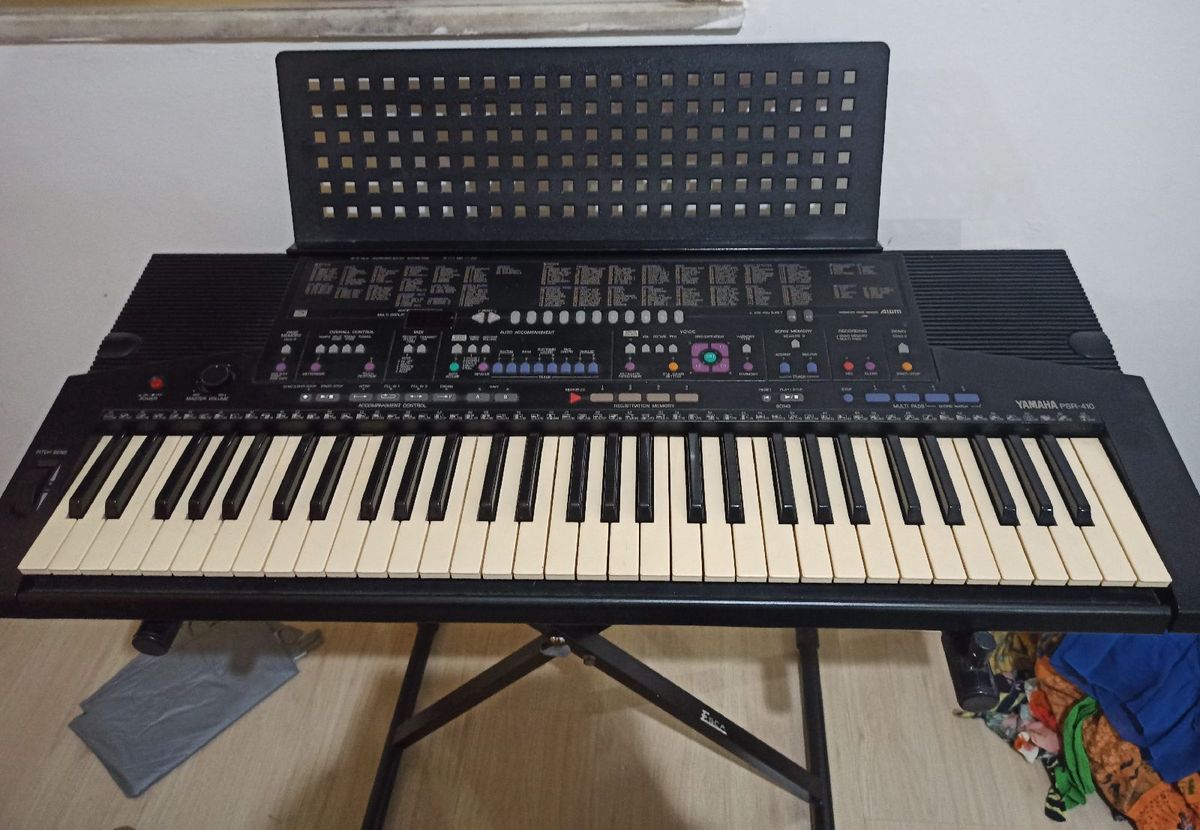 Teclado Arranjador Yamaha Psr-410 com Capa, Suporte e Pedal | Item de ...