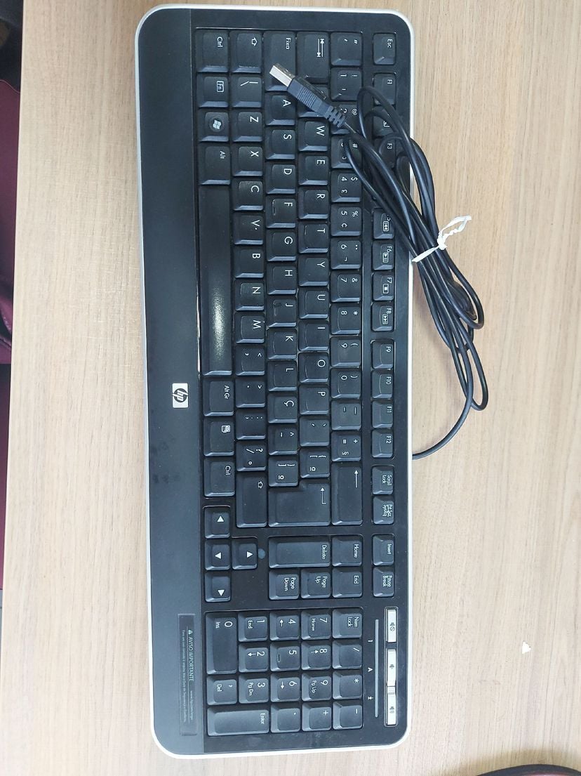 Teclado com Fio Hp Modelo Ku-0841 | Teclado p/ Computador Hp Usado ...