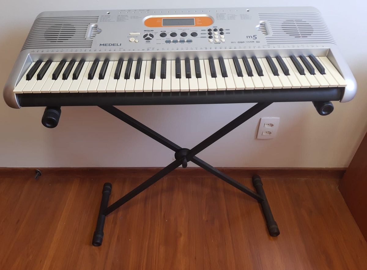 Teclado Medeli M5 | Item de Música Medeli Usado 84710069 | enjoei