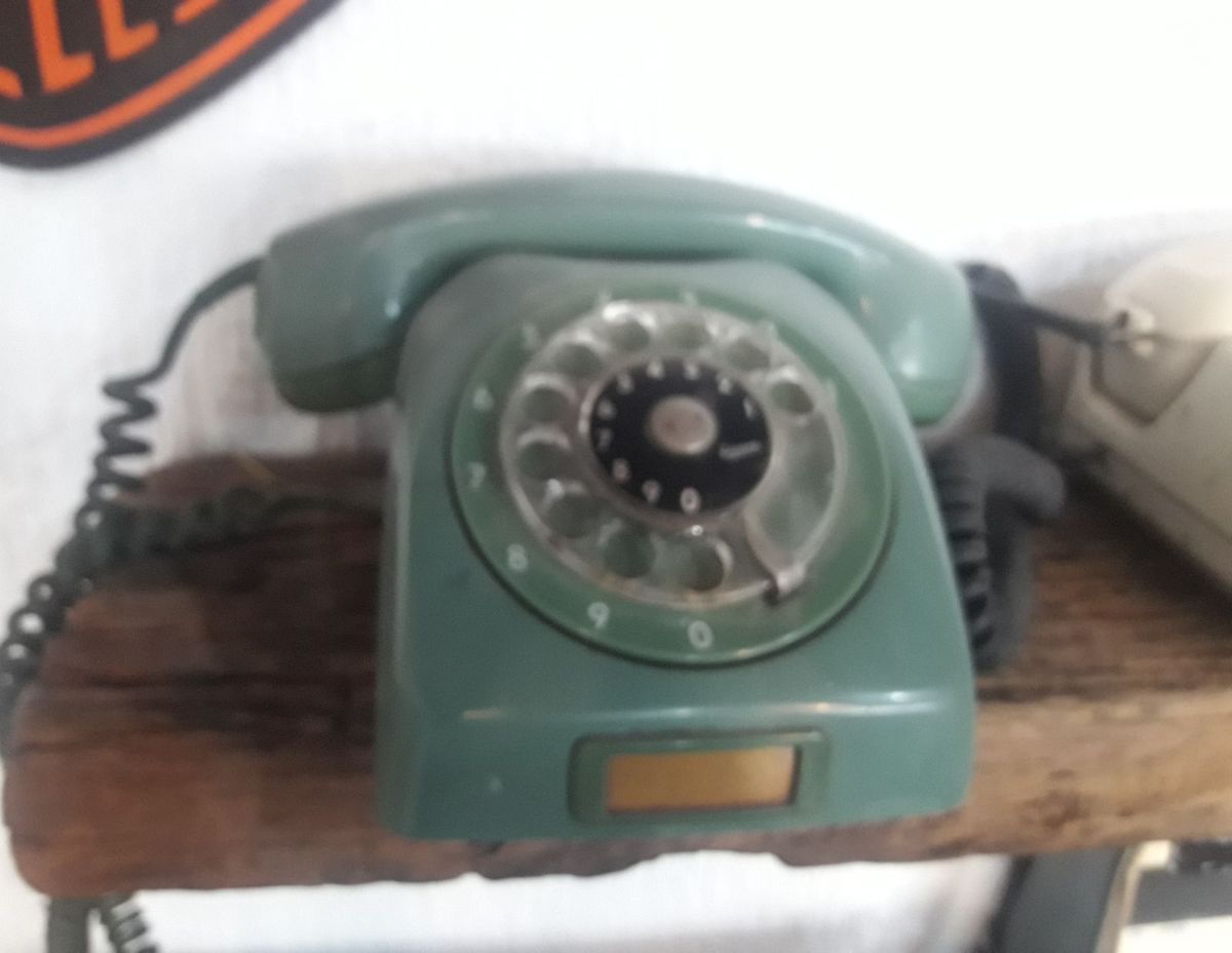 Telefone Antigo Verde | Produto Vintage e Retro Usado 36307595 | enjoei