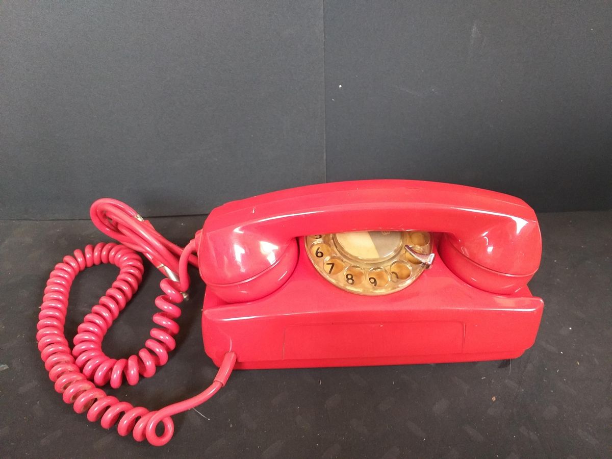 Telefone Vermelho Antigo Reliquia | Produto Vintage e Retro Usado ...
