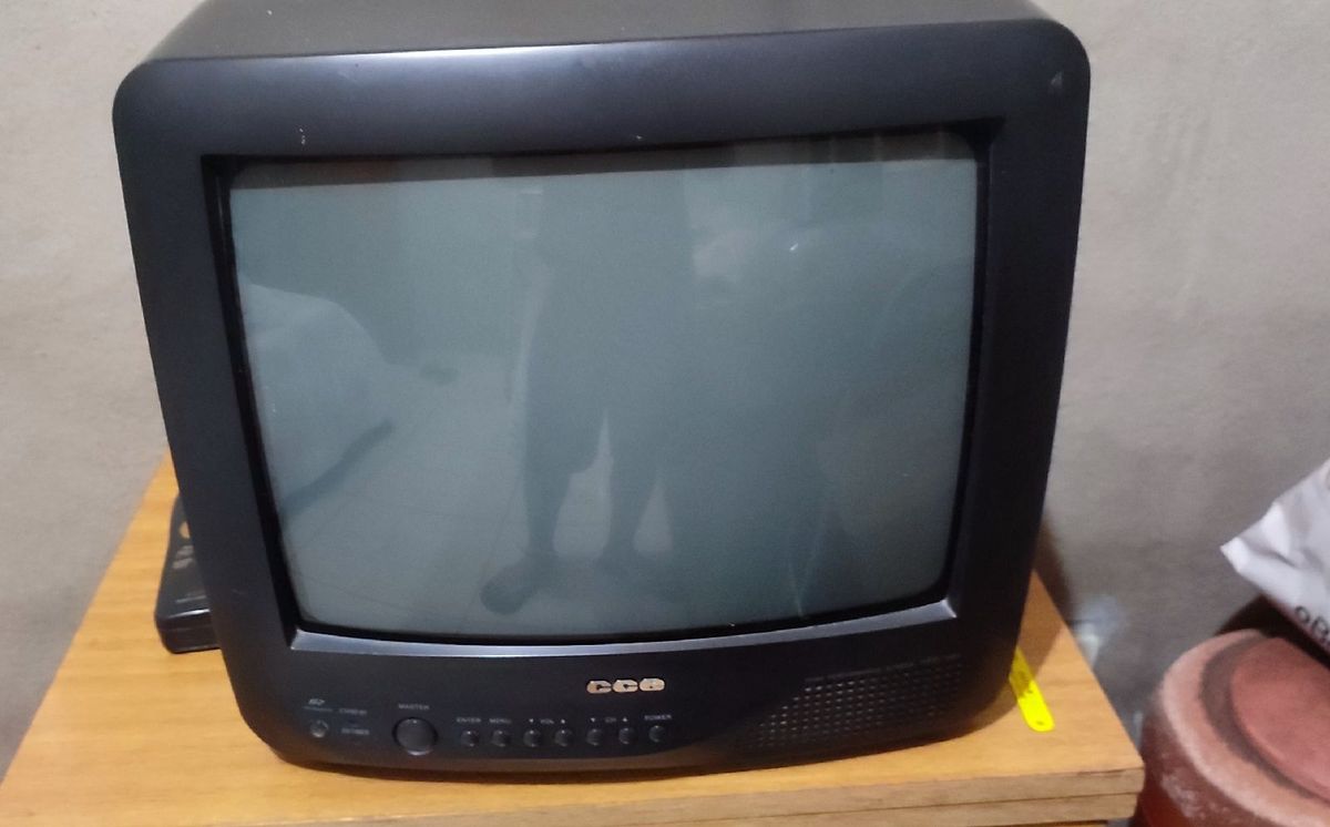 Televisão Antiga | Móvel Cce Usado 80673486 | enjoei