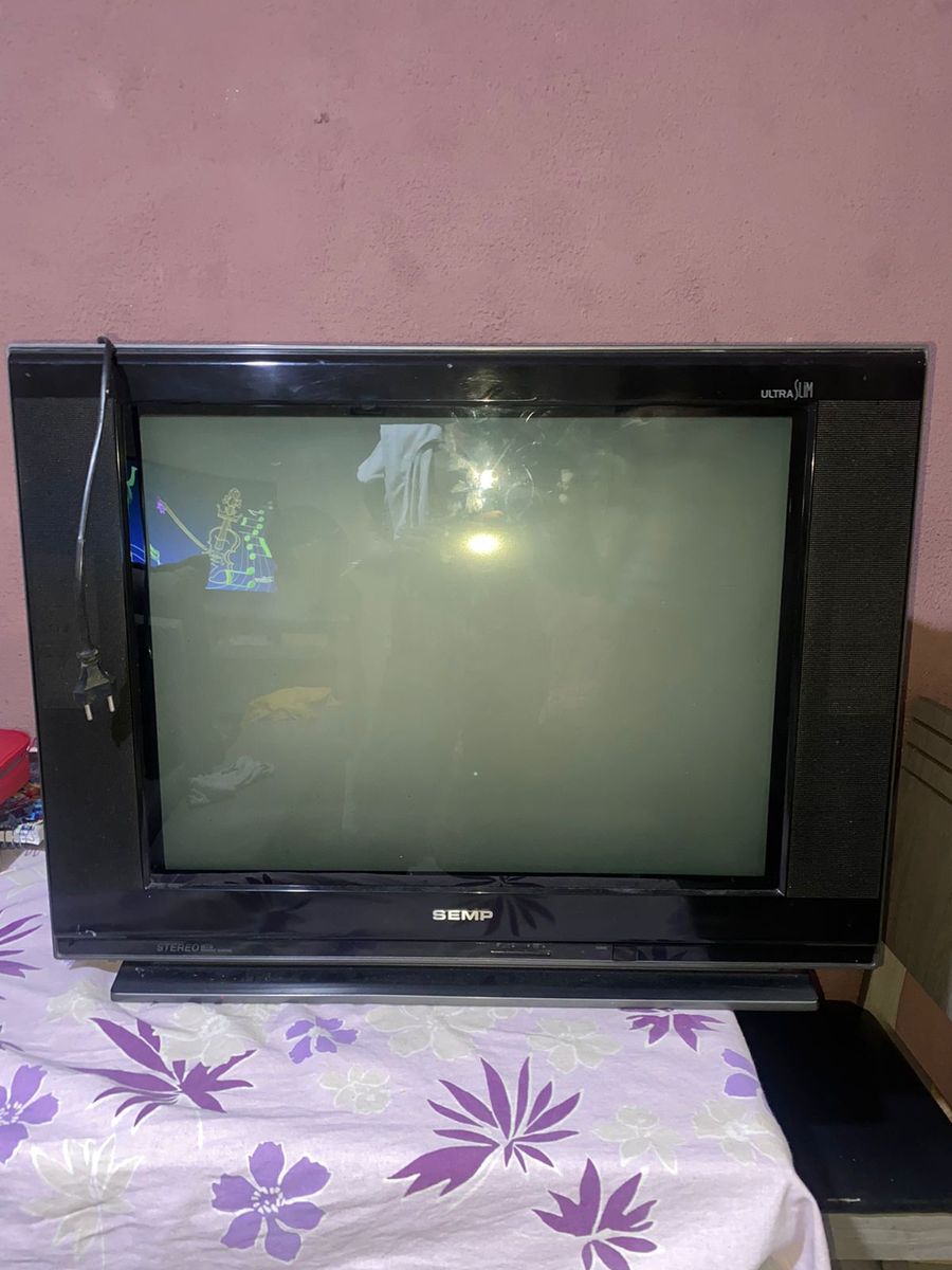 Televisão de Tubo 32 Polegadas. | TV e Display Semp Usado 77994343 | enjoei