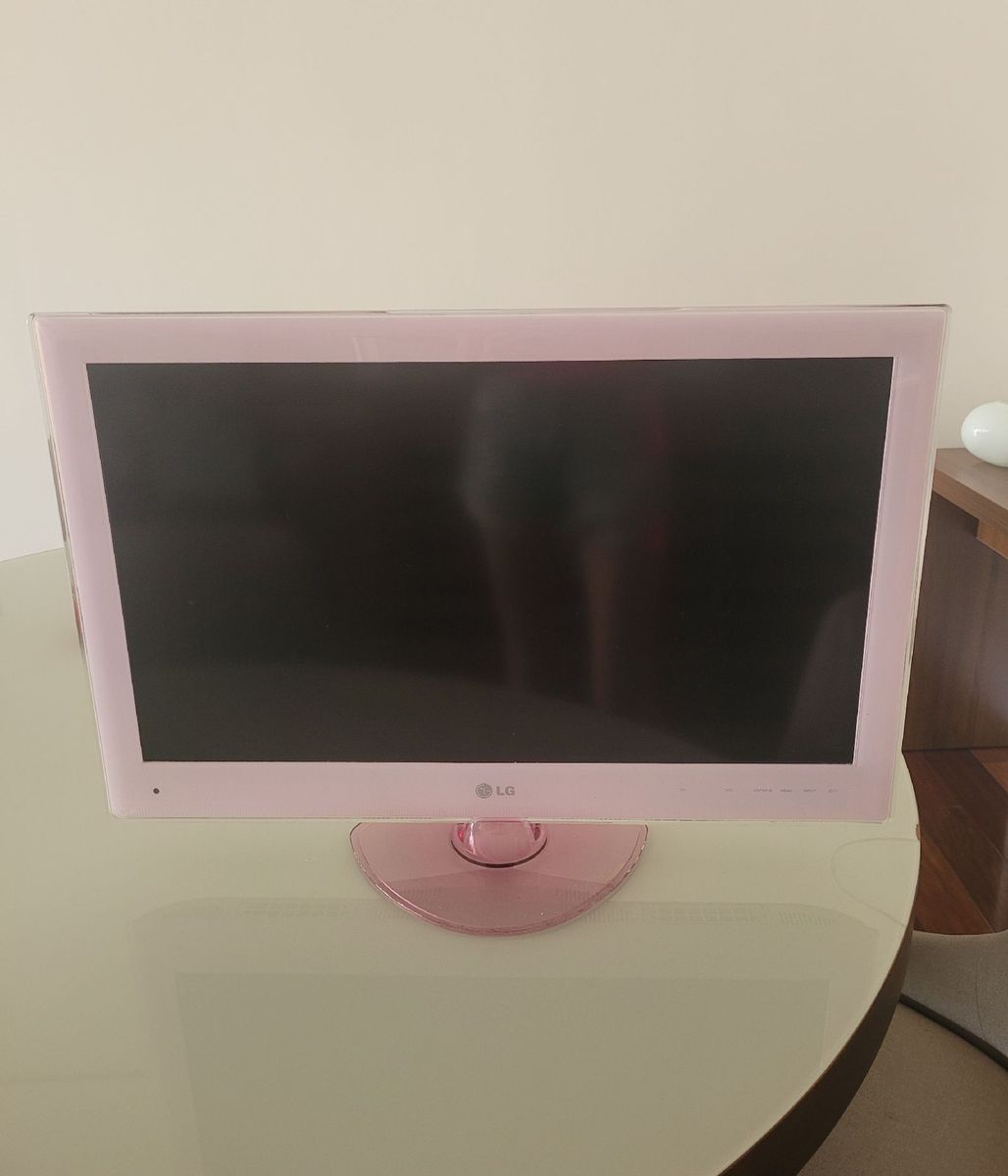 Televisao Lg 26 Polegadas Rosa | TV e Display Lg Usado 66653465 | enjoei