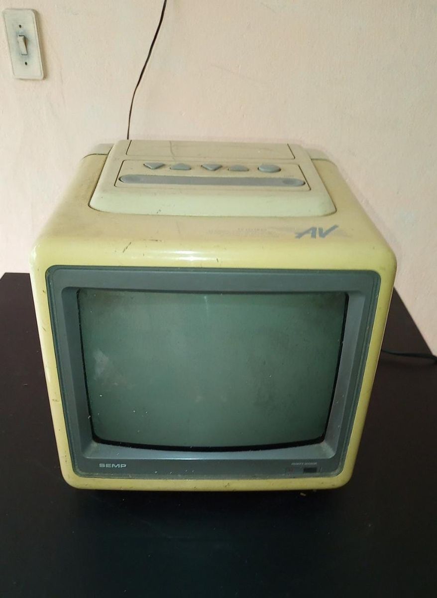 Televisão Semp Toshiba Tv1022 Av Color Antiga - Não Faço Correio ...