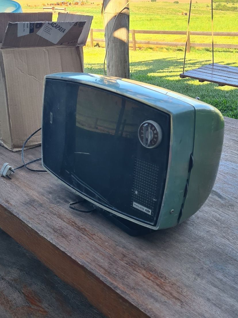 Televisão Vintage | Produto Vintage e Retro Usado 80510090 | enjoei