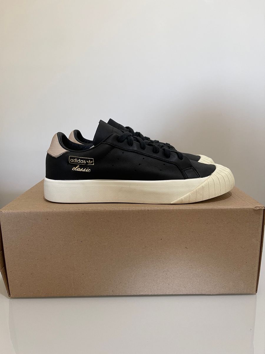 Tênis Adidas Couro Fashion | Tênis Feminino Adidas Usado 86539713 | enjoei