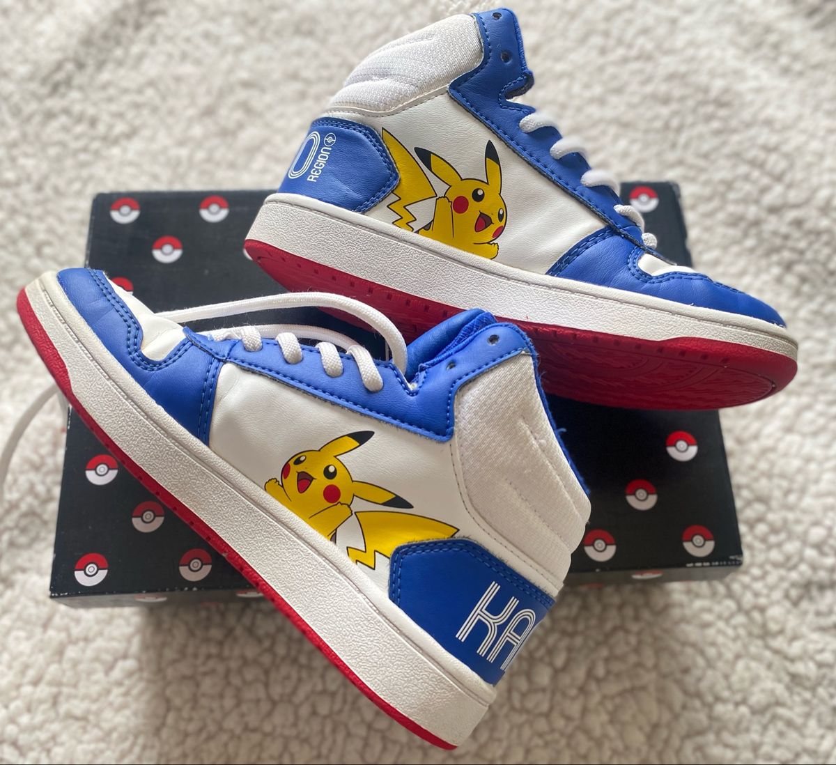 Tênis Adidas Pokémon | Calçado Infantil para Meninos Adidas Usado ...