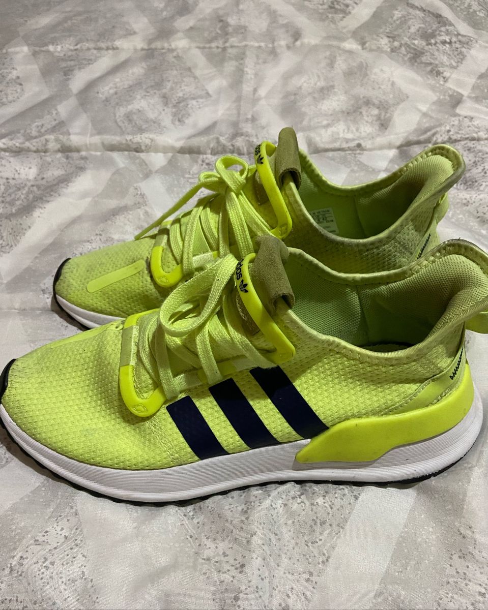 Tênis Adidas Verde Limão | Tênis Masculino Adidas Usado 53513737 | enjoei