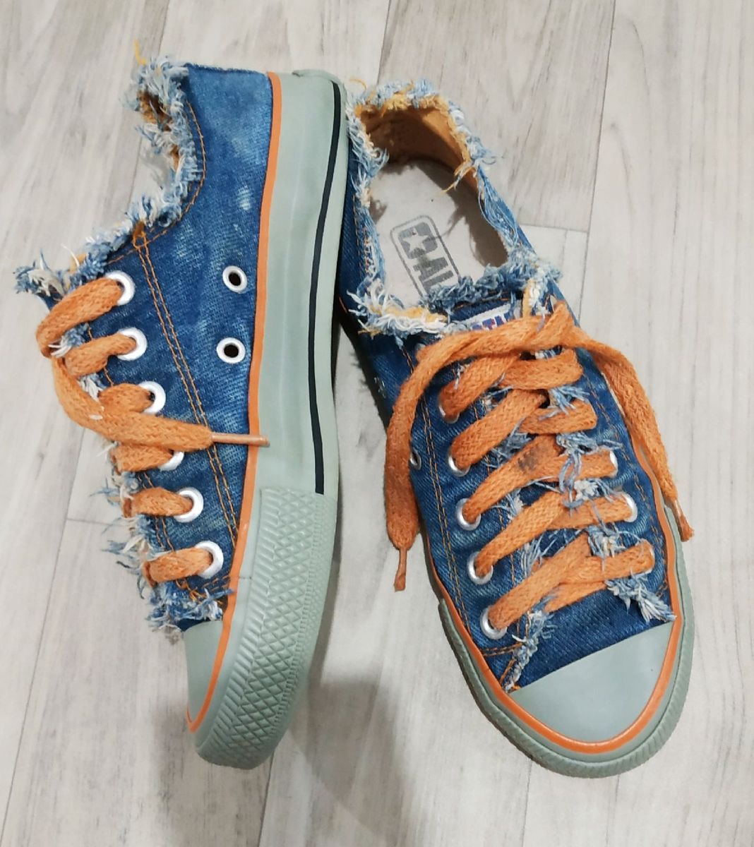 Tênis All Star Jeans Desfiado Vintage | Tênis Feminino All Star Usado ...