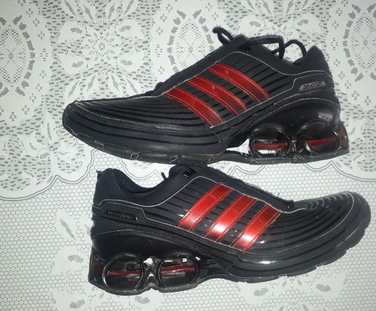 Tênis Antigo Adidas Devotion | Roupa Esportiva Masculino Adidas Usado ...
