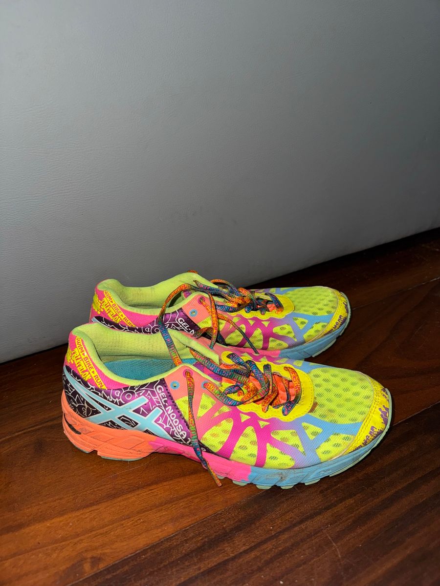 Tênis Asics Gel Noosa Tri 9 Multicolorido | Tênis Feminino Asics Usado ...