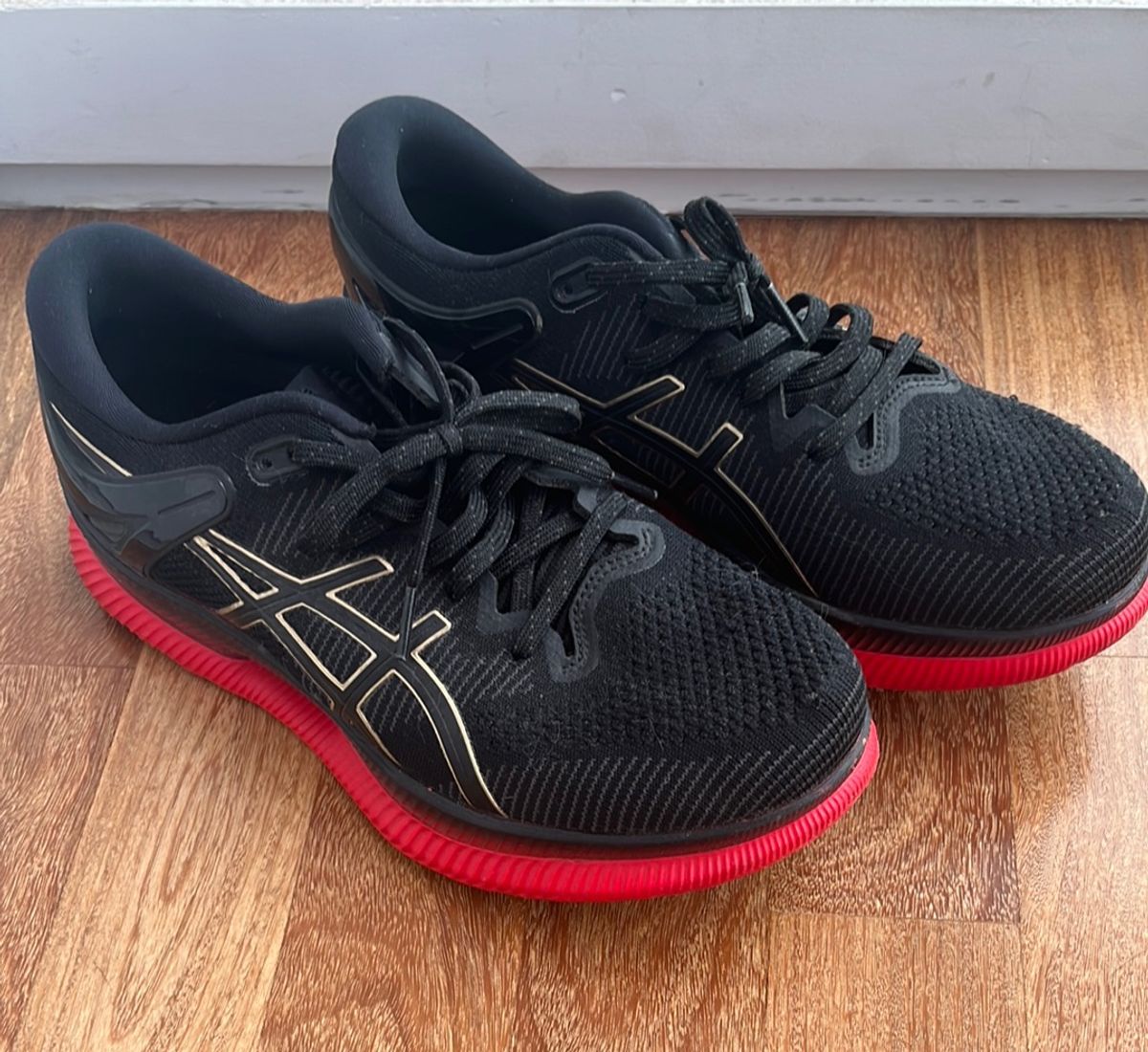 Tênis Asics Preto Vermelho Meta Ride de Corrida e Esporte | Tênis ...
