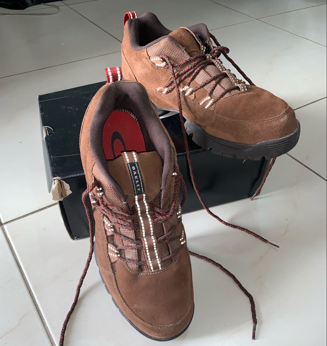 Tênis Couro Oakley Logan Masculino | Tênis Masculino Oakley Usado ...