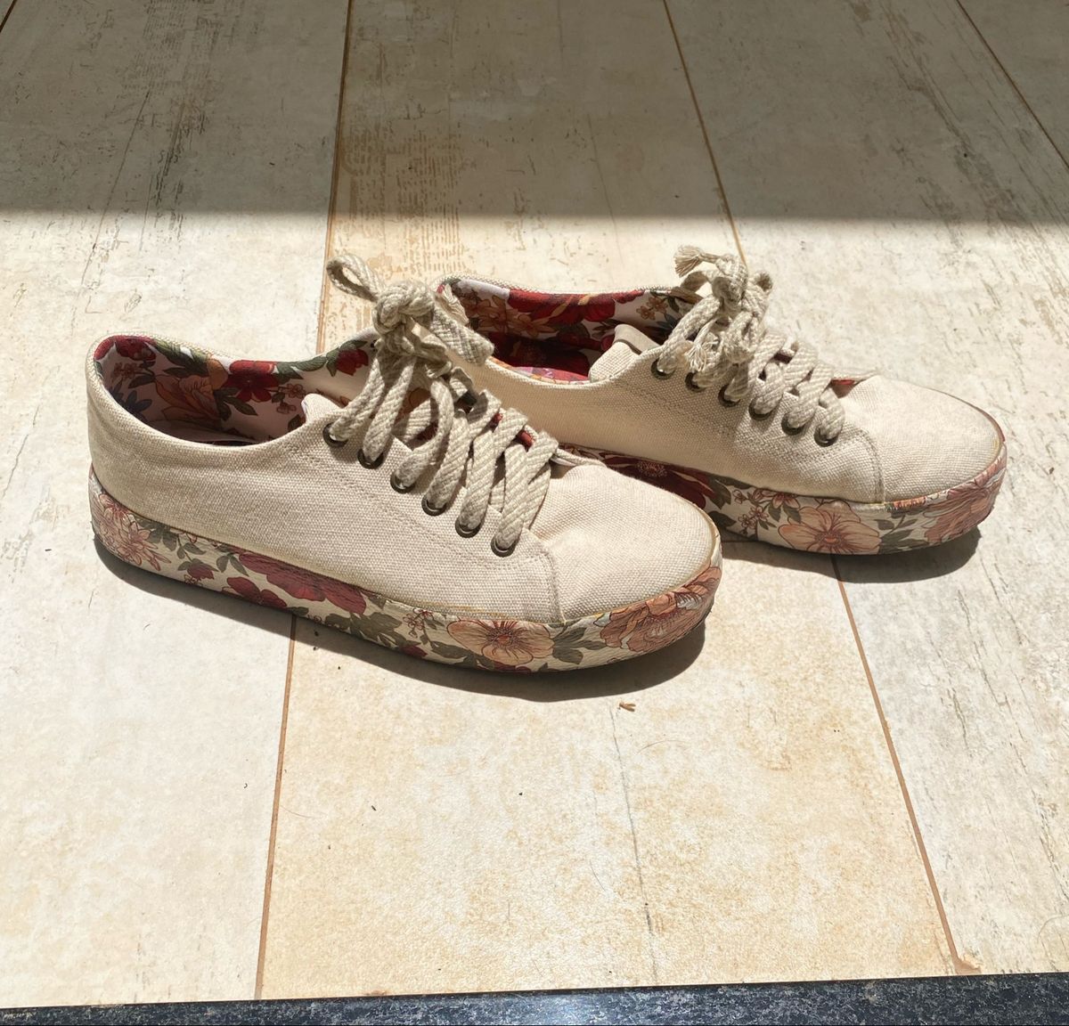 Tênis da Farm | Tênis Feminino Farm Usado 79240913 | enjoei