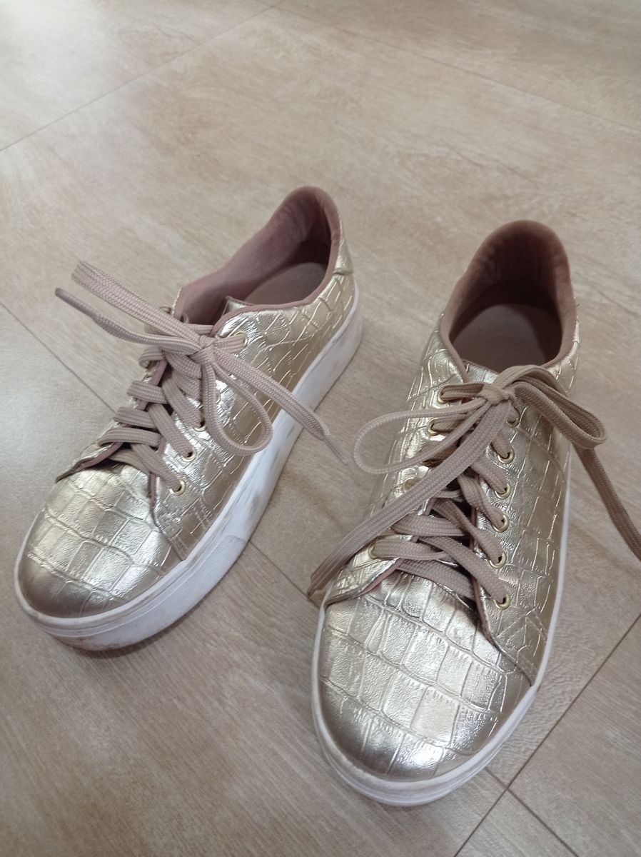 Tênis Dourado Constance | Tênis Feminino Constance Usado 85256523 | enjoei