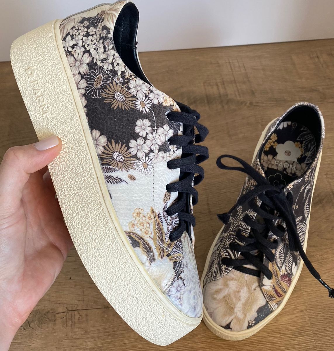 Tênis Farm | Tênis Feminino Farm Usado 80240421 | enjoei