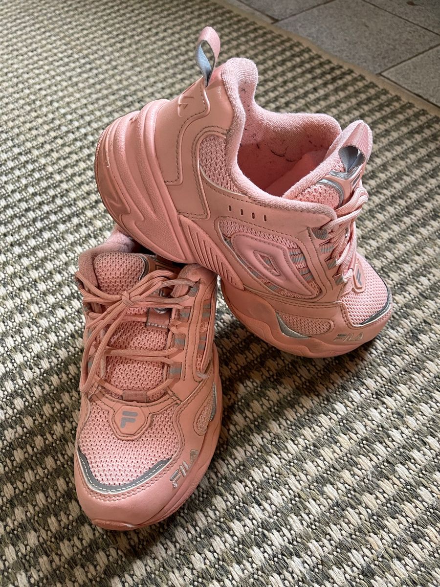 Tênis Fila Rosa | Tênis Feminino Fila Usado 117100816 | enjoei