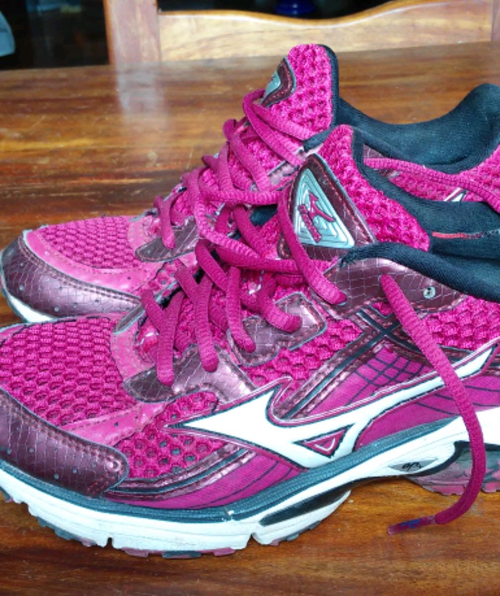 Tênis Mizuno Wave Rider 15 | Tênis Feminino Mizuno Usado 13907675 | enjoei