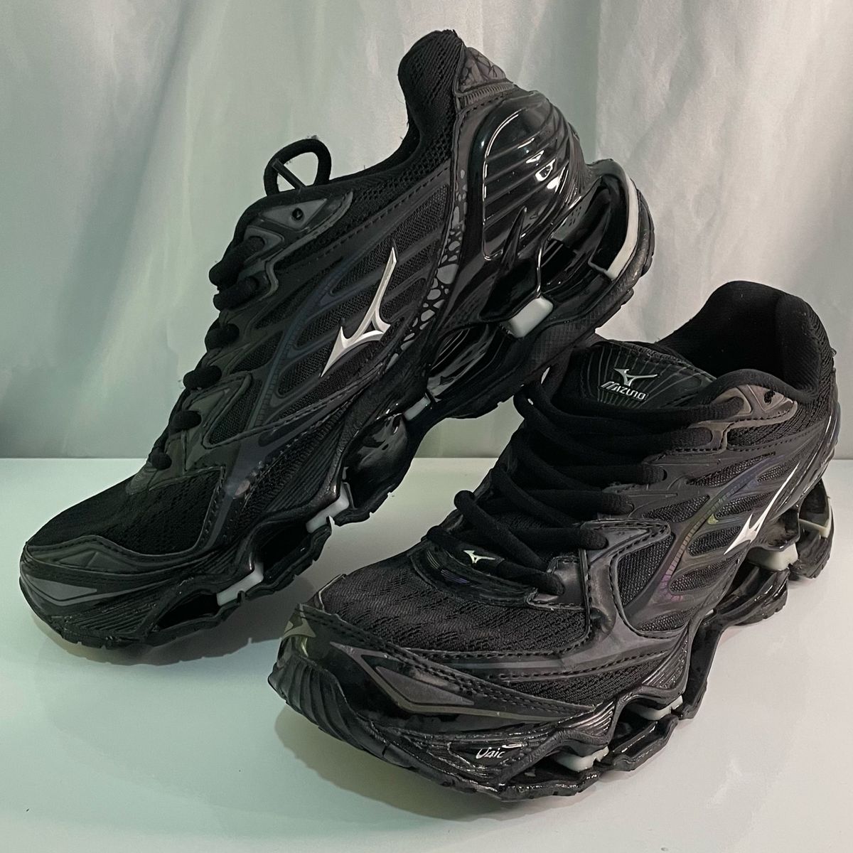Tênis Mizuno Waze Pro 6 Preto Camaleão | Tênis Feminino Mizuno Usado ...