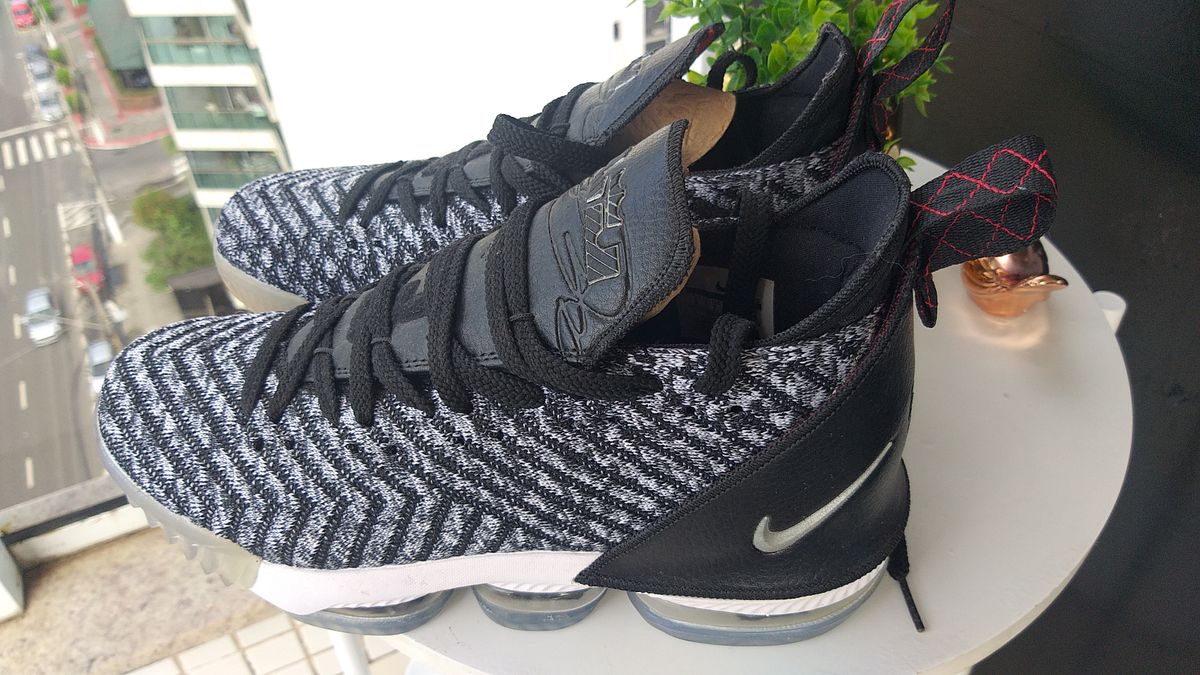 Tênis Nike Lebron 16 Oreo | Tênis Masculino Nike Usado 84546574 | enjoei