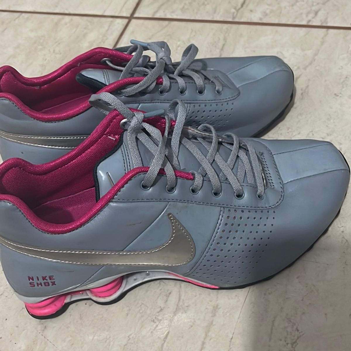 Tênis Nike Shok 4 Molas Rosa e Cinza | Tênis Feminino Nike Usado ...