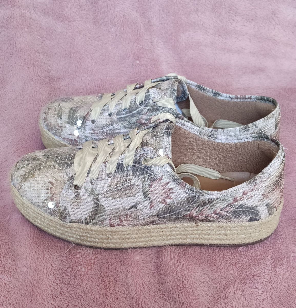 Tênis Paetê Floral Constance | Tênis Feminino Constance Usado 56732578 ...