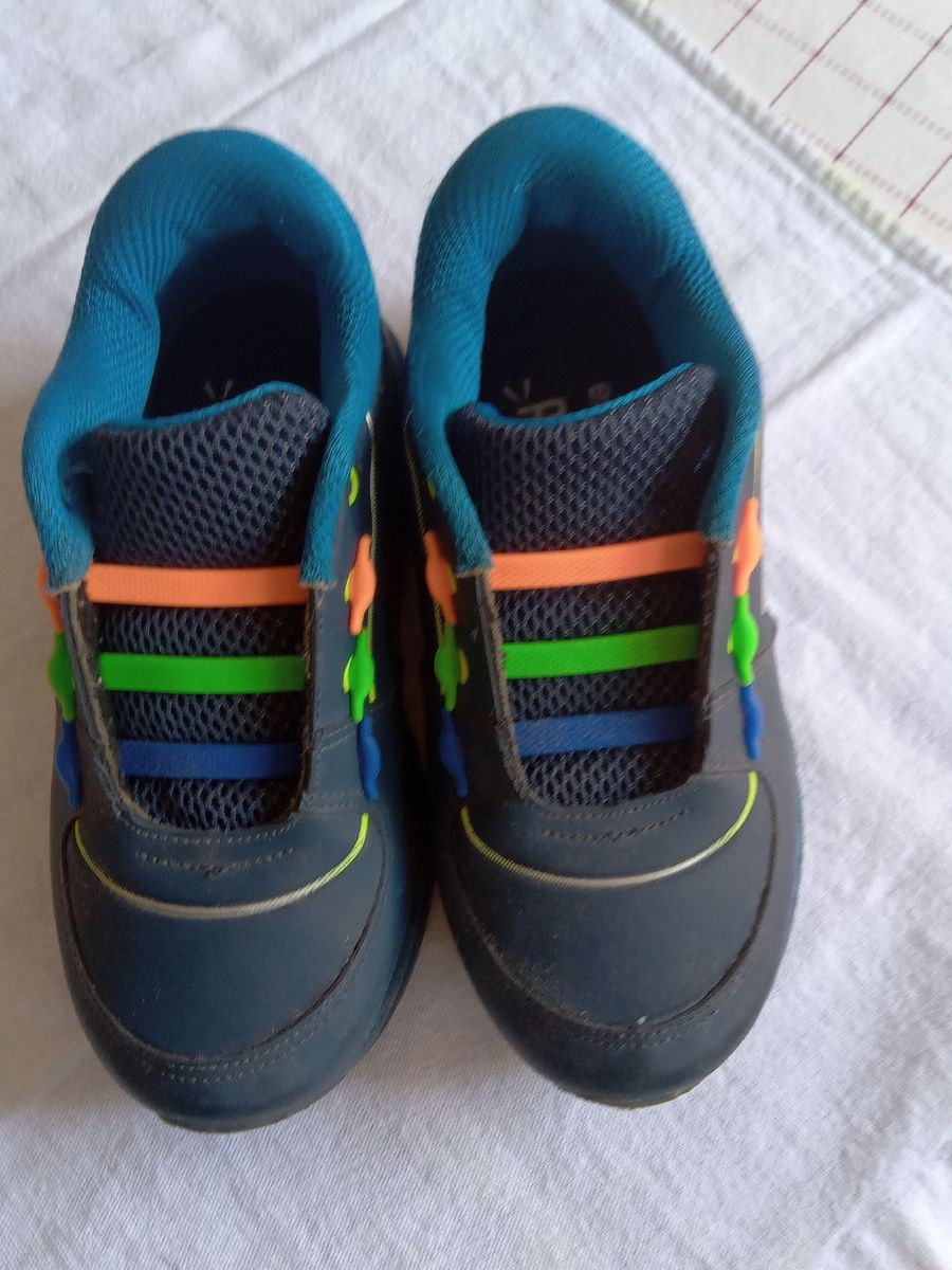 Tênis Que Acende Ao Pisar | Calçado Infantil para Meninos Ortopé Usado ...