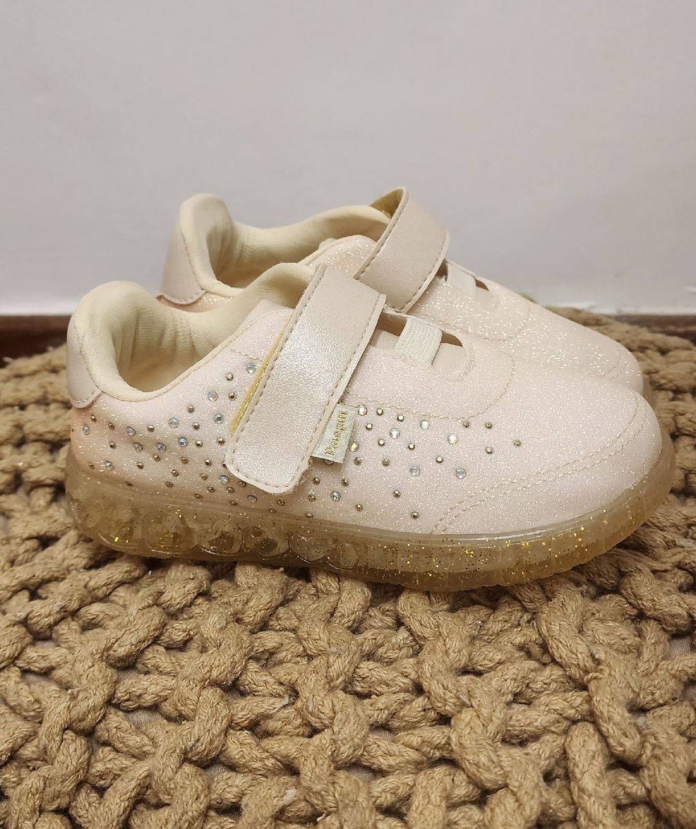Tenis Que Acende Pampili | Calçado Infantil para Meninas Pampili Nunca ...
