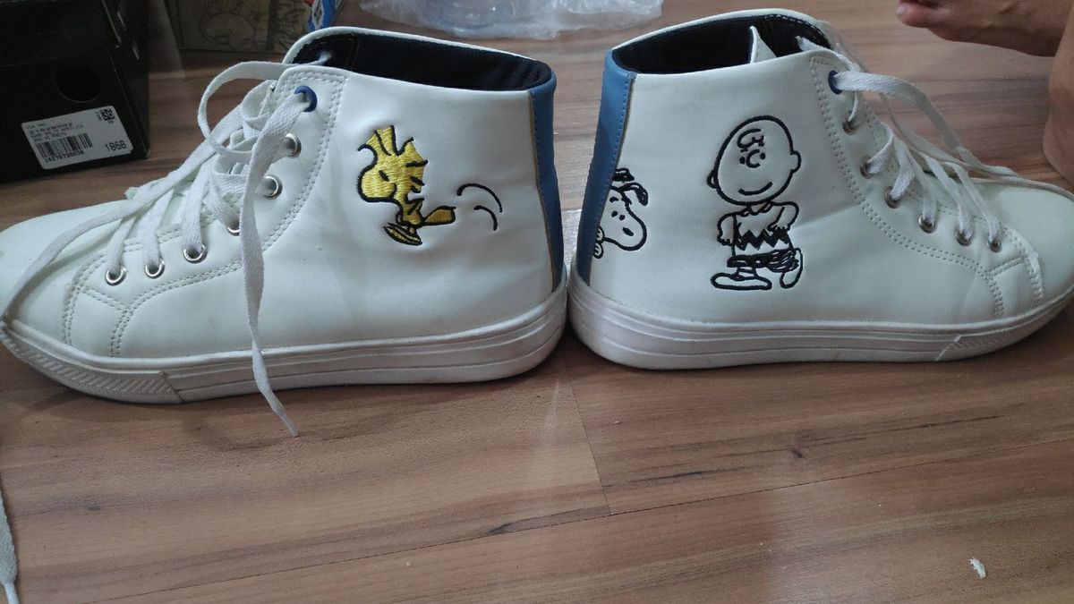 Tênis Snoopy Woodstock Peanuts 70 Anos. | Tênis Feminino Snoopy Nunca ...
