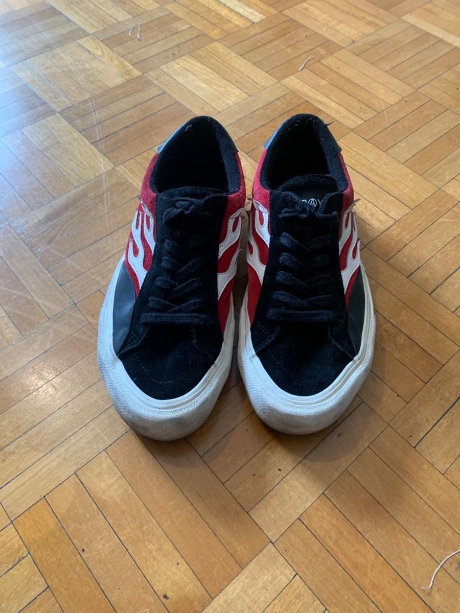 Tênis Straye Red Flames | Tênis Masculino Straye Usado 77686139 | enjoei