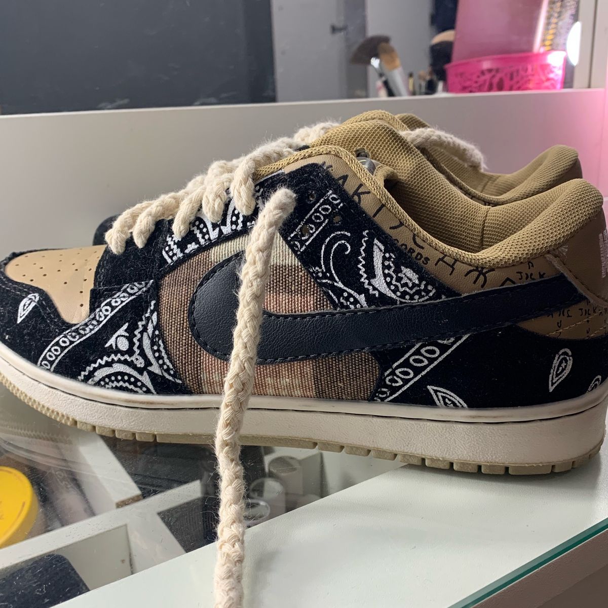 Tênis Travis Scott | Tênis Feminino Nike Usado 78398330 | enjoei