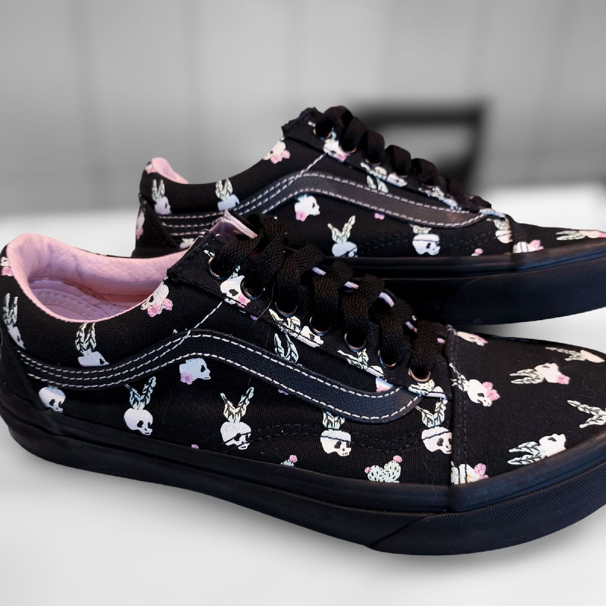 Tênis Vans Original Preto e Rosa Emo | Tênis Feminino Vans Usado ...