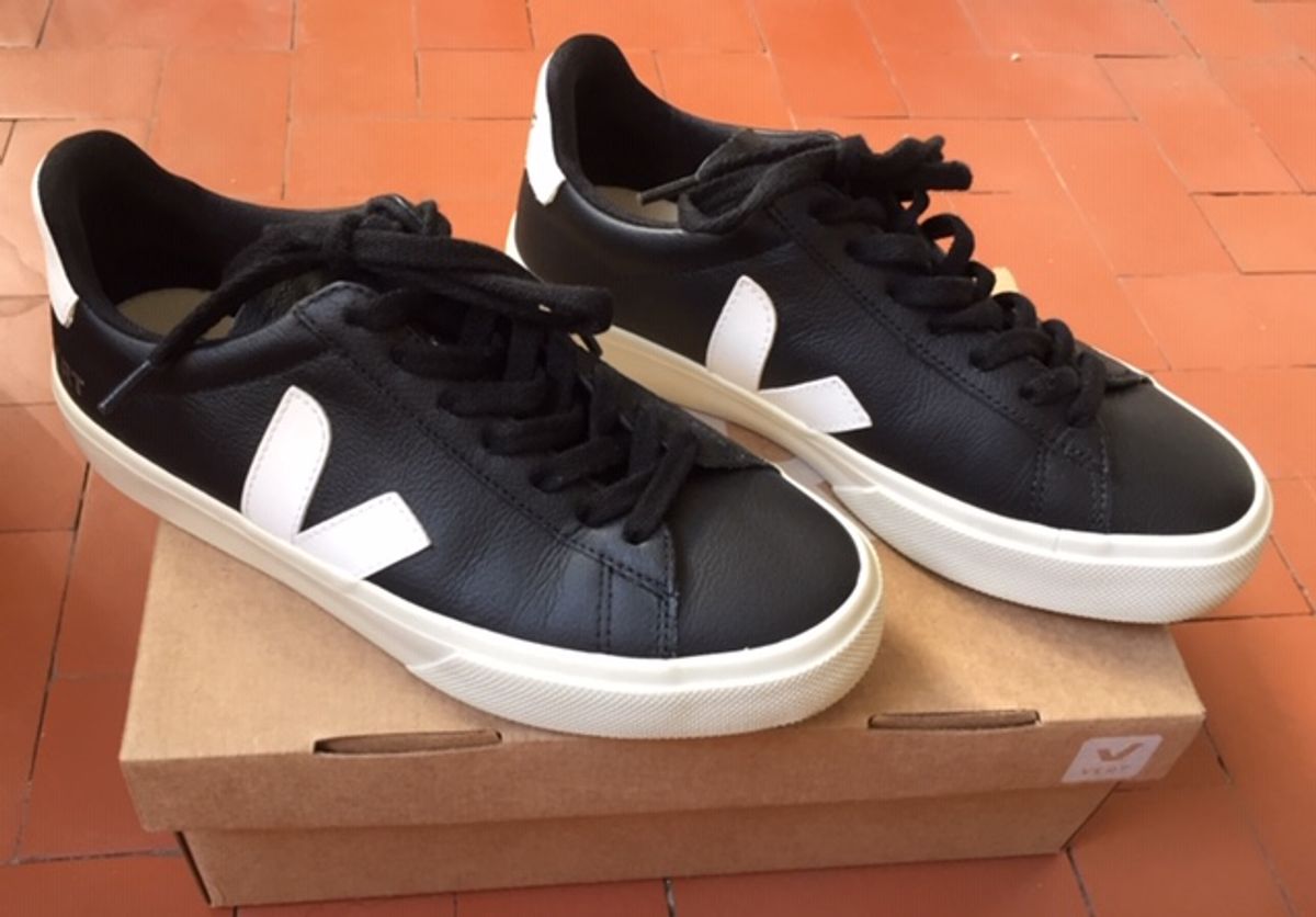 Tenis Vert Couro Preto 36 Maravilhoso! | Tênis Feminino Vert Usado ...