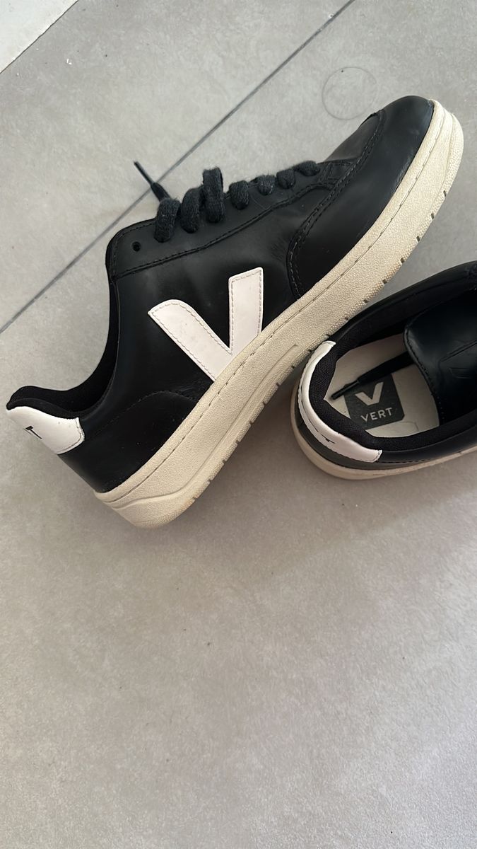 Tênis Vert Preto Couro | Tênis Feminino Vert Usado 85720006 | enjoei