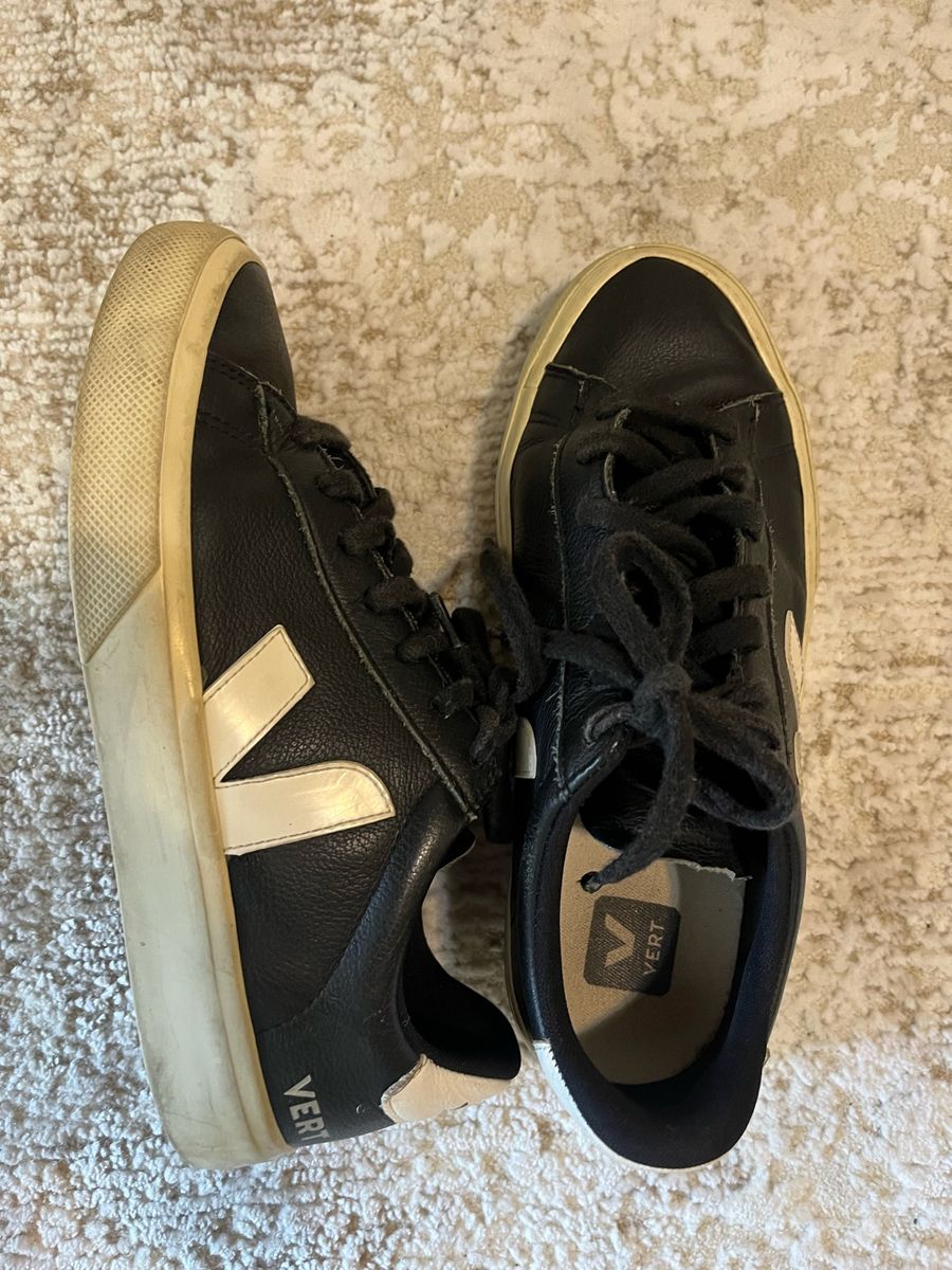 Tênis Vert Preto de Couro Tamanho 37 | Tênis Feminino Vert Usado ...