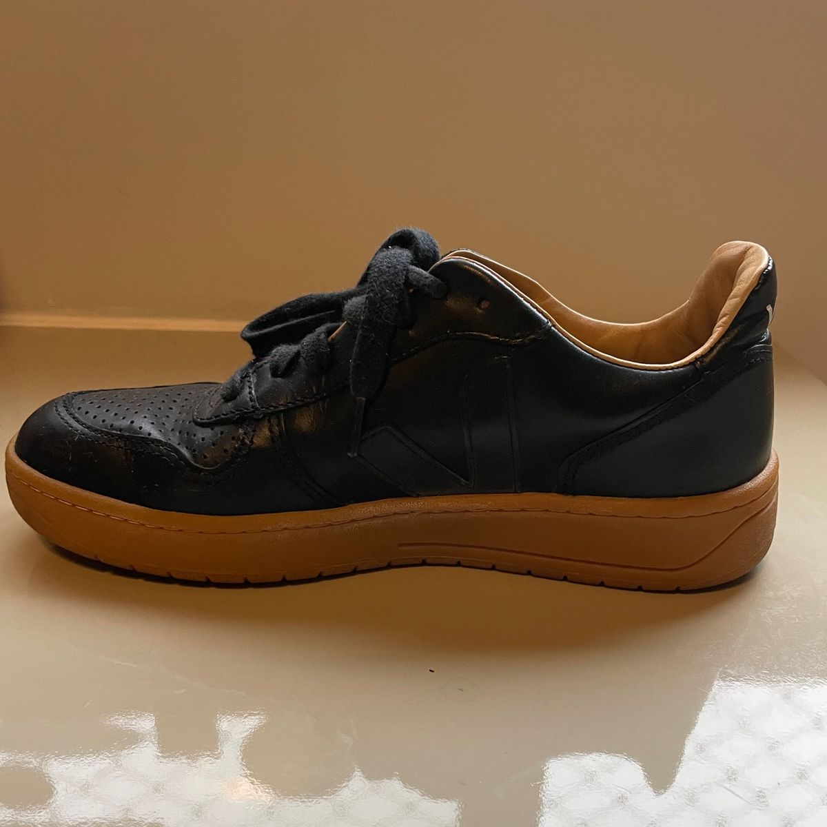 Tênis Vert Preto de Couro | Tênis Feminino Vert Usado 87035764 | enjoei