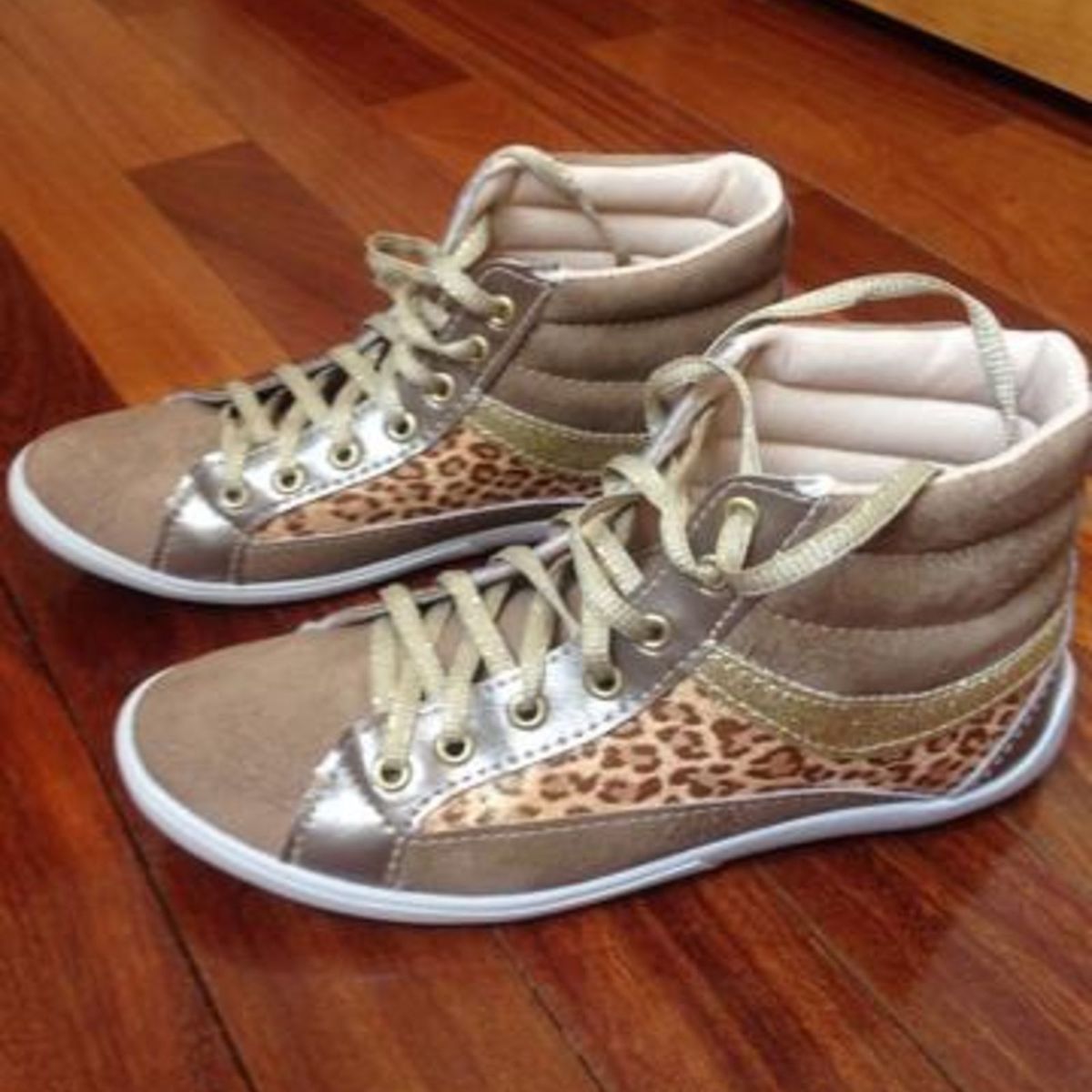 Tenoa Feminino Cano Alto | Tênis Feminino Cia Mulher Usado 13617329 ...