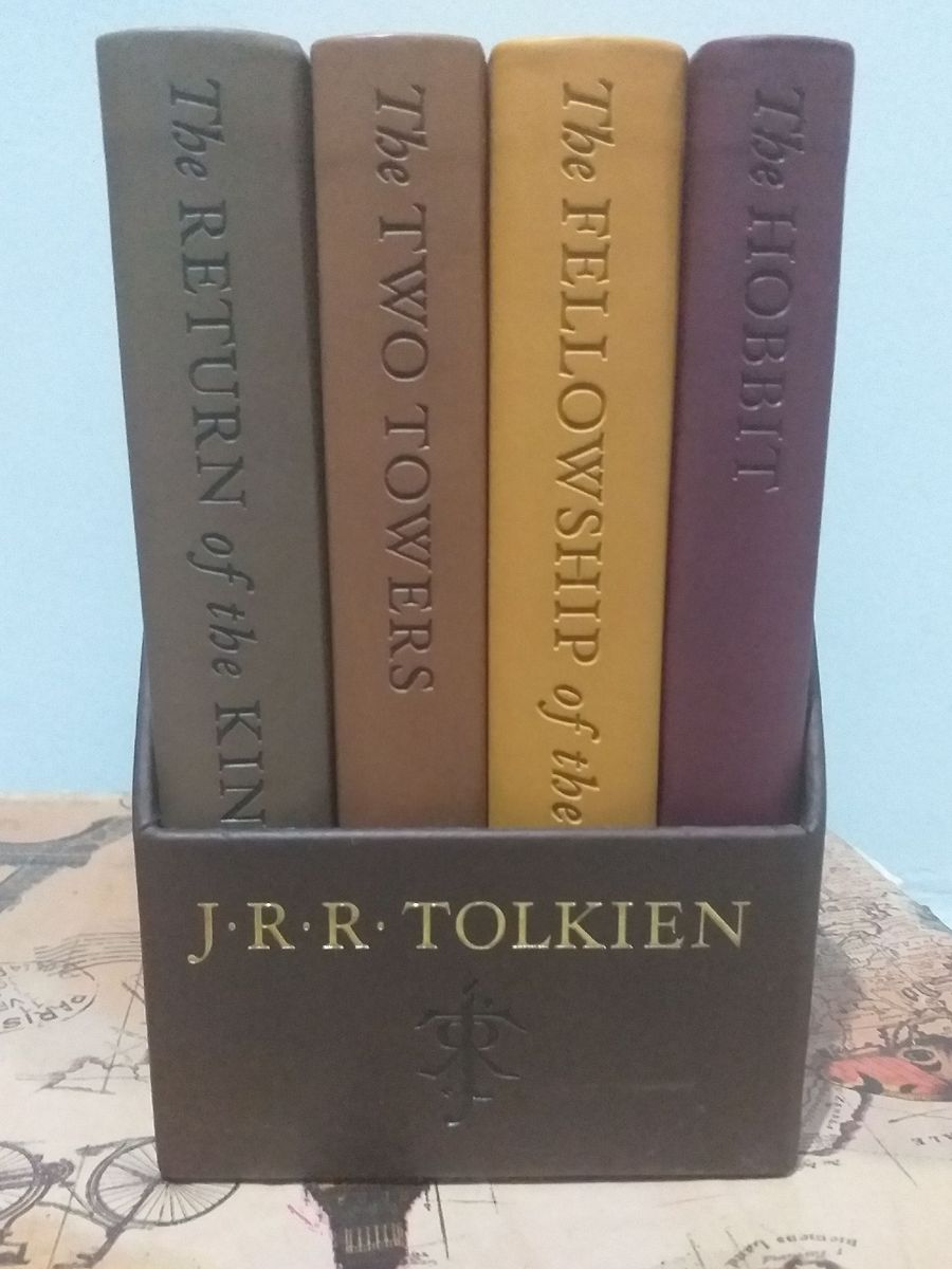 The Hobbit And The Lord Of The Rings: Deluxe Pocket Boxed Set | Livro ...