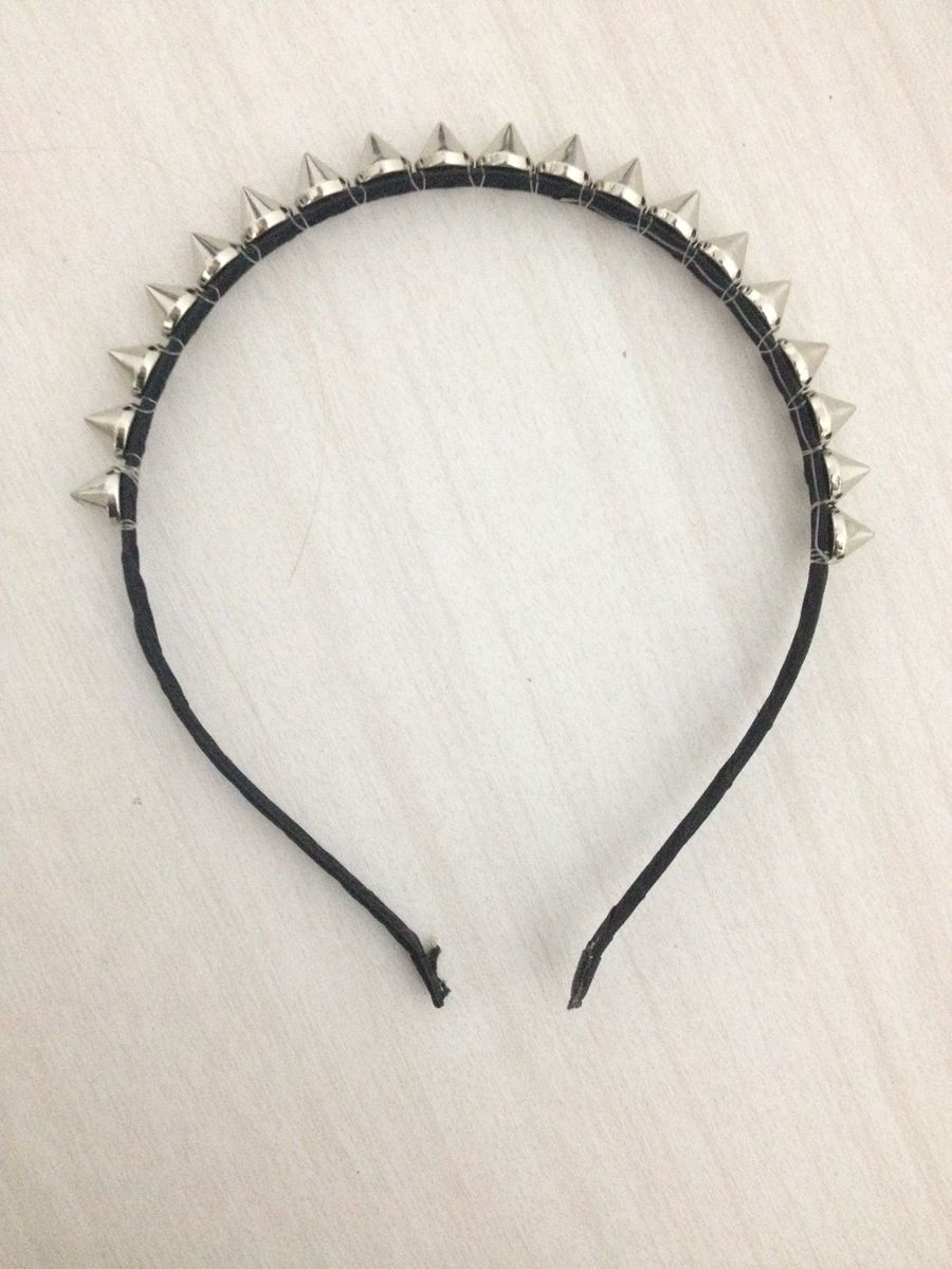 Tiara Spikes | Produto p/ Cabelos Feminino Nunca Usado 2533360 | enjoei
