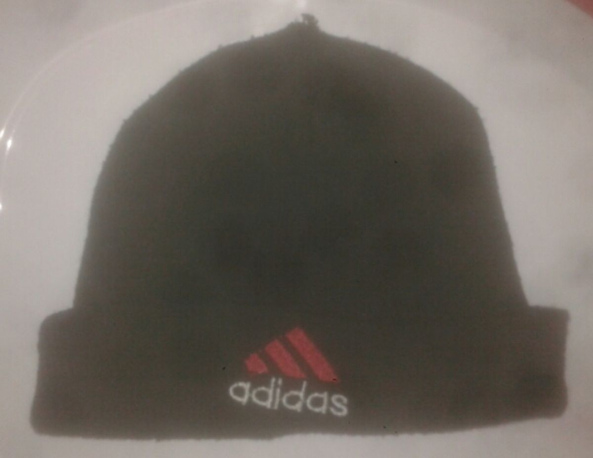 Toca Adidas de Lã com Dobra. | Produto Masculino Adidas. Usado 46168985 ...