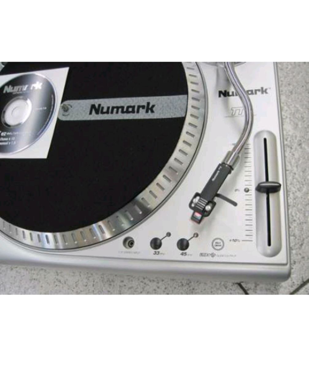 Toca Disco Numark | Item de Música Numark Usado 12925223 | enjoei