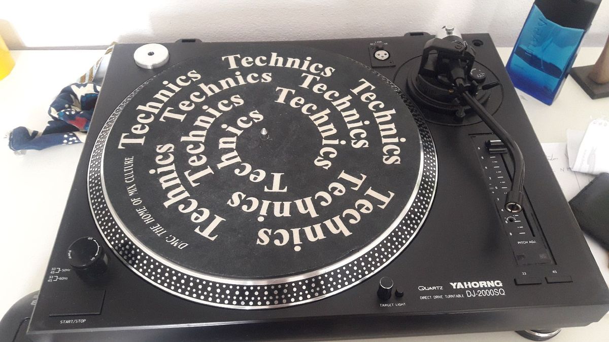 Toca Disco Yahorng | Item de Música Yahorng Usado 60608659 | enjoei