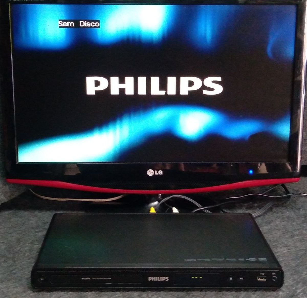 Toca Discos Dvd Cd Philips Dvd Usb Player Hdmi 1080p Dvp3560k | Item ...